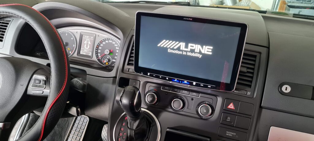 VW T5 11-Zoll Alpine Radio Mit BT, DAB, Smartphone-Anbindung